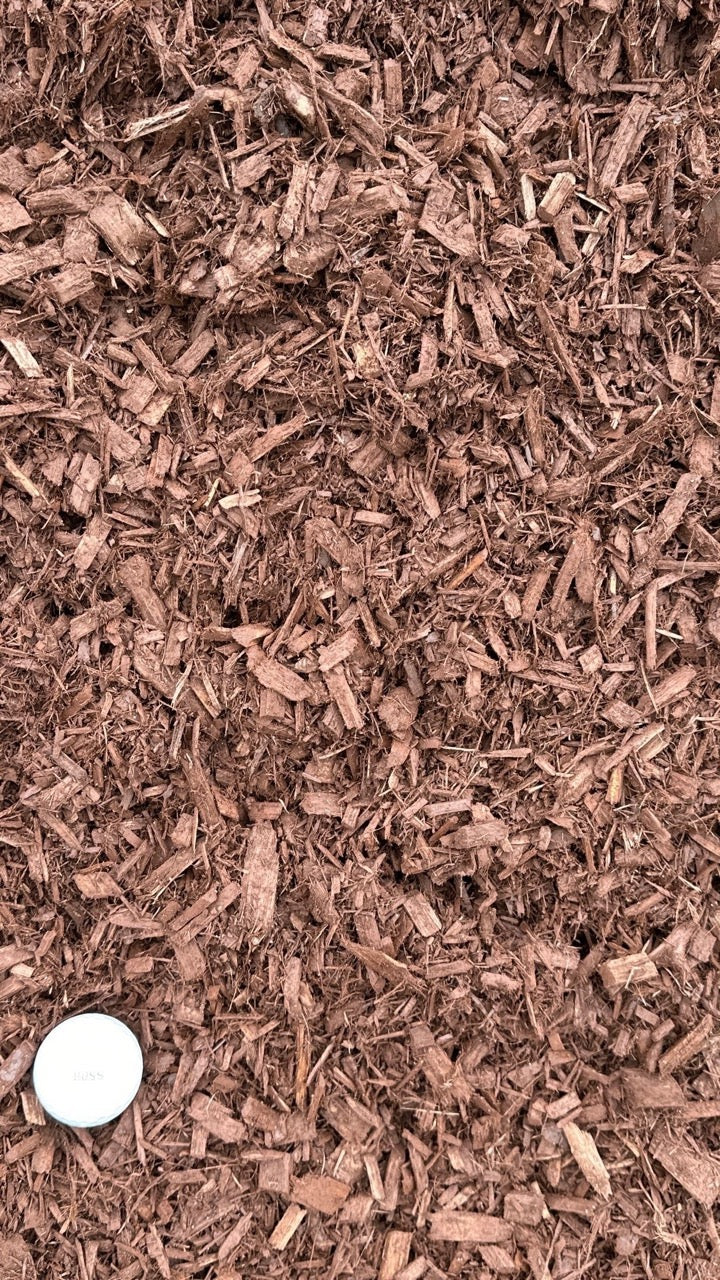[Y13] MULCH / Dyed Brown Shredded Hardwood Mulch – BOSS Boone One Stop ...